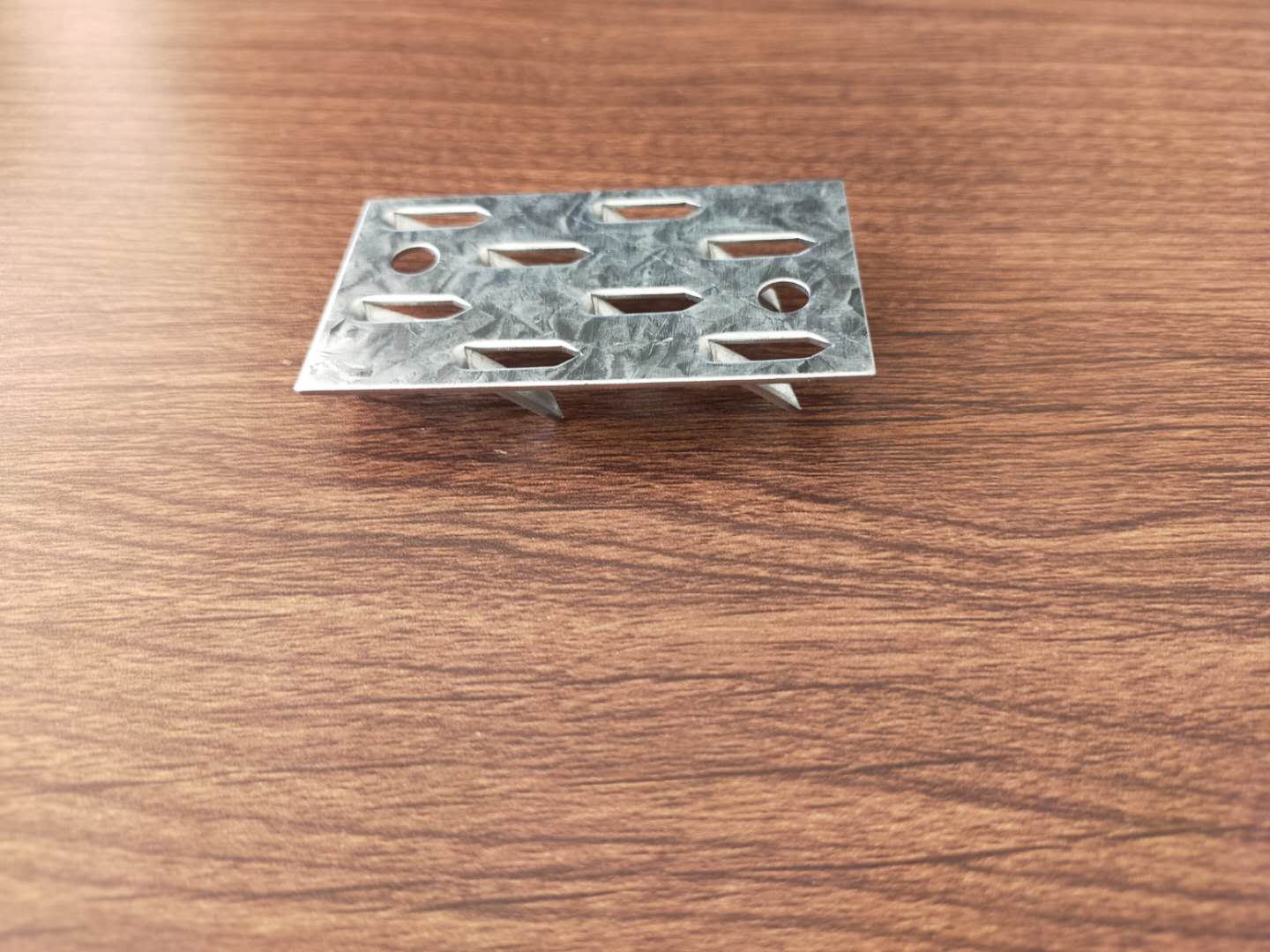 Metal Building Material Angled acoustic Impaling insulation clip panel ...